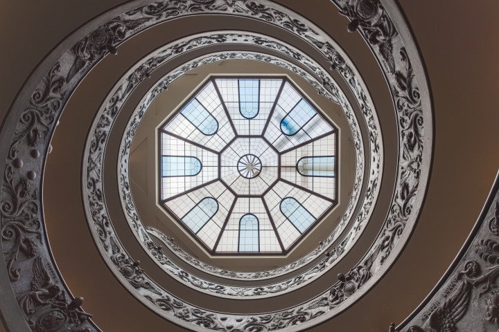 Vatican Museum Spiral Staircase From Below - Duncan.co