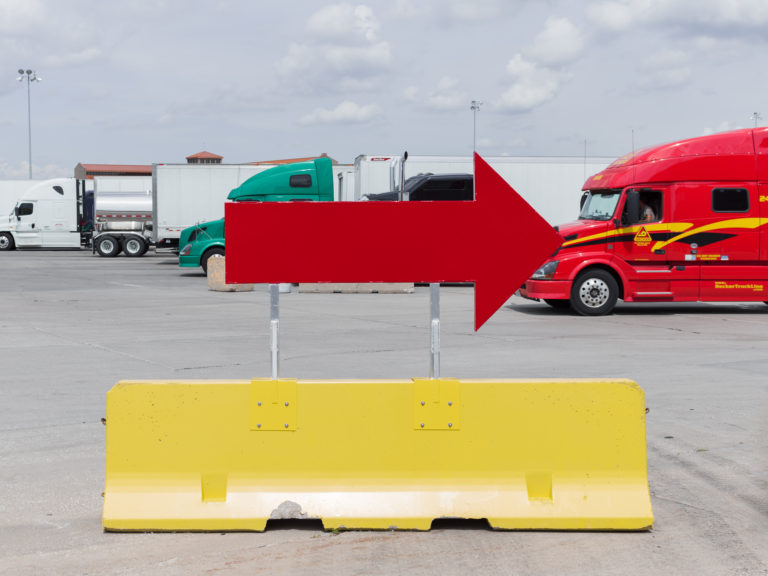 Red Arrow And Yellow Jersey Barrier - Duncan.co