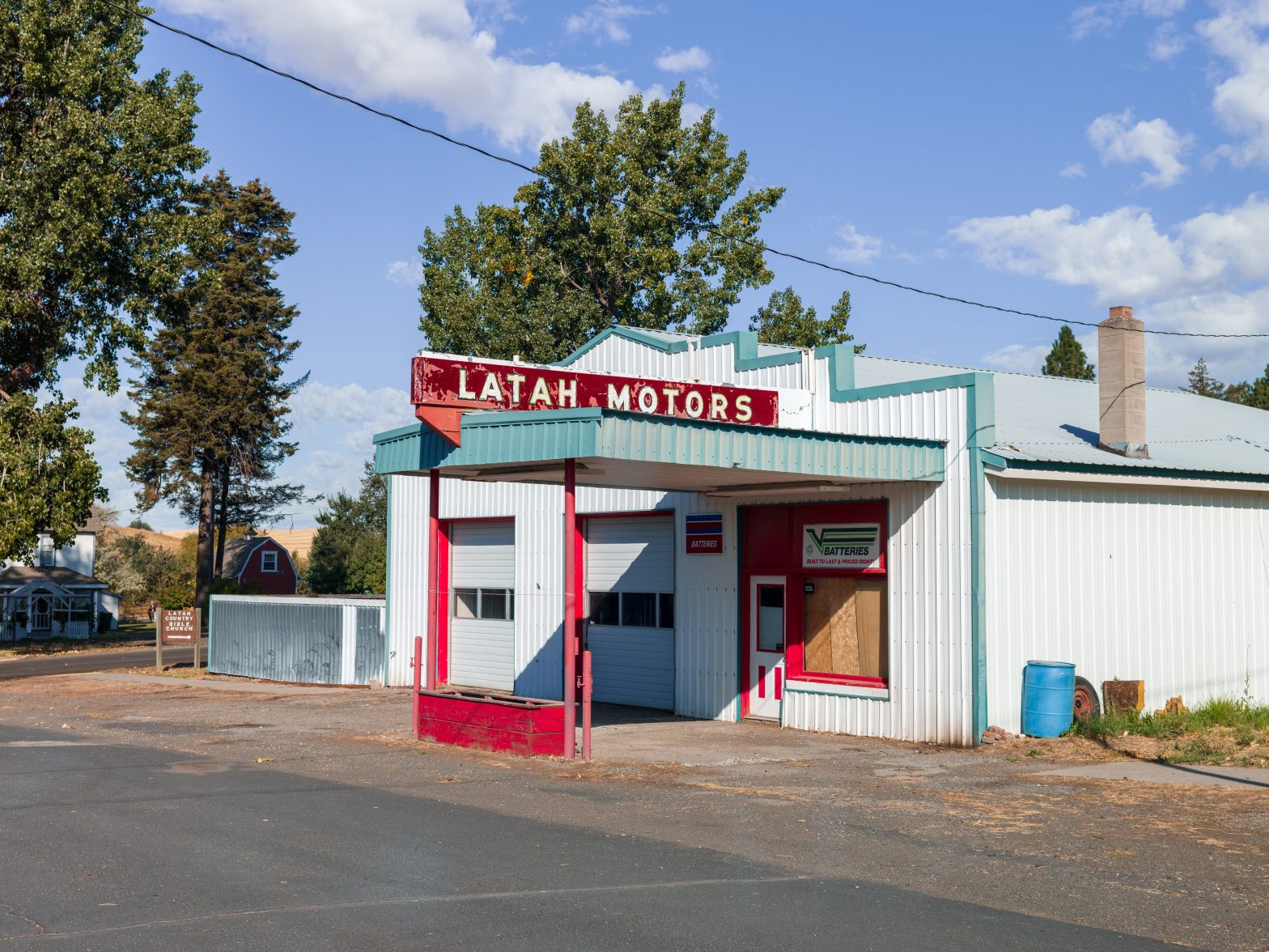 Vintage Service Station - Duncan.co