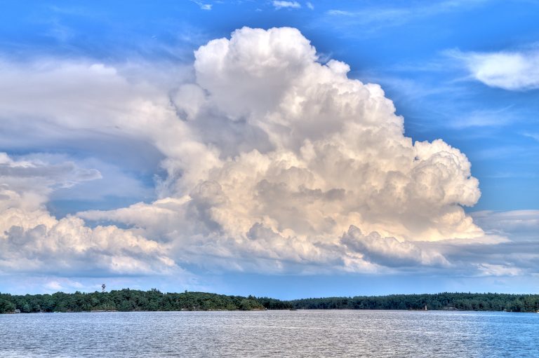 Massive Cumulo Nimbus Action - Duncan.co