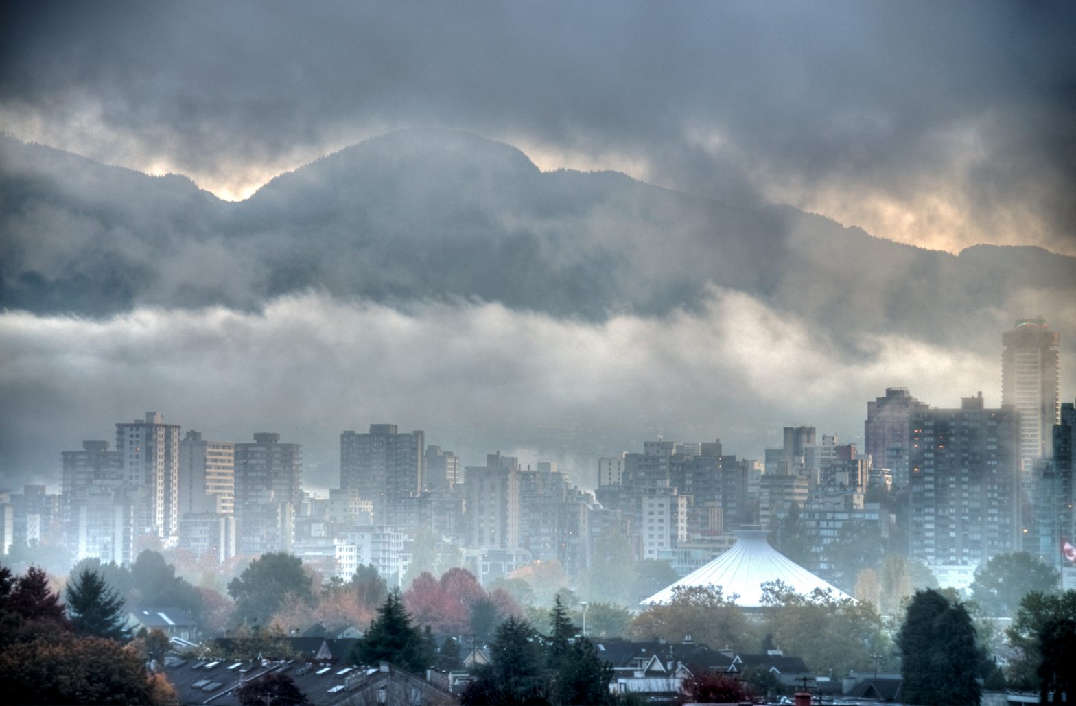 Vancouver Fog And Skyline - Duncan.co