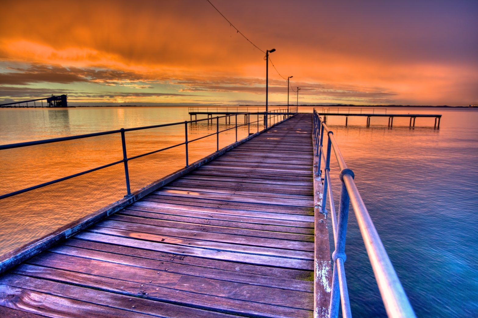 Colourful Sunset over Pier - Duncan.co