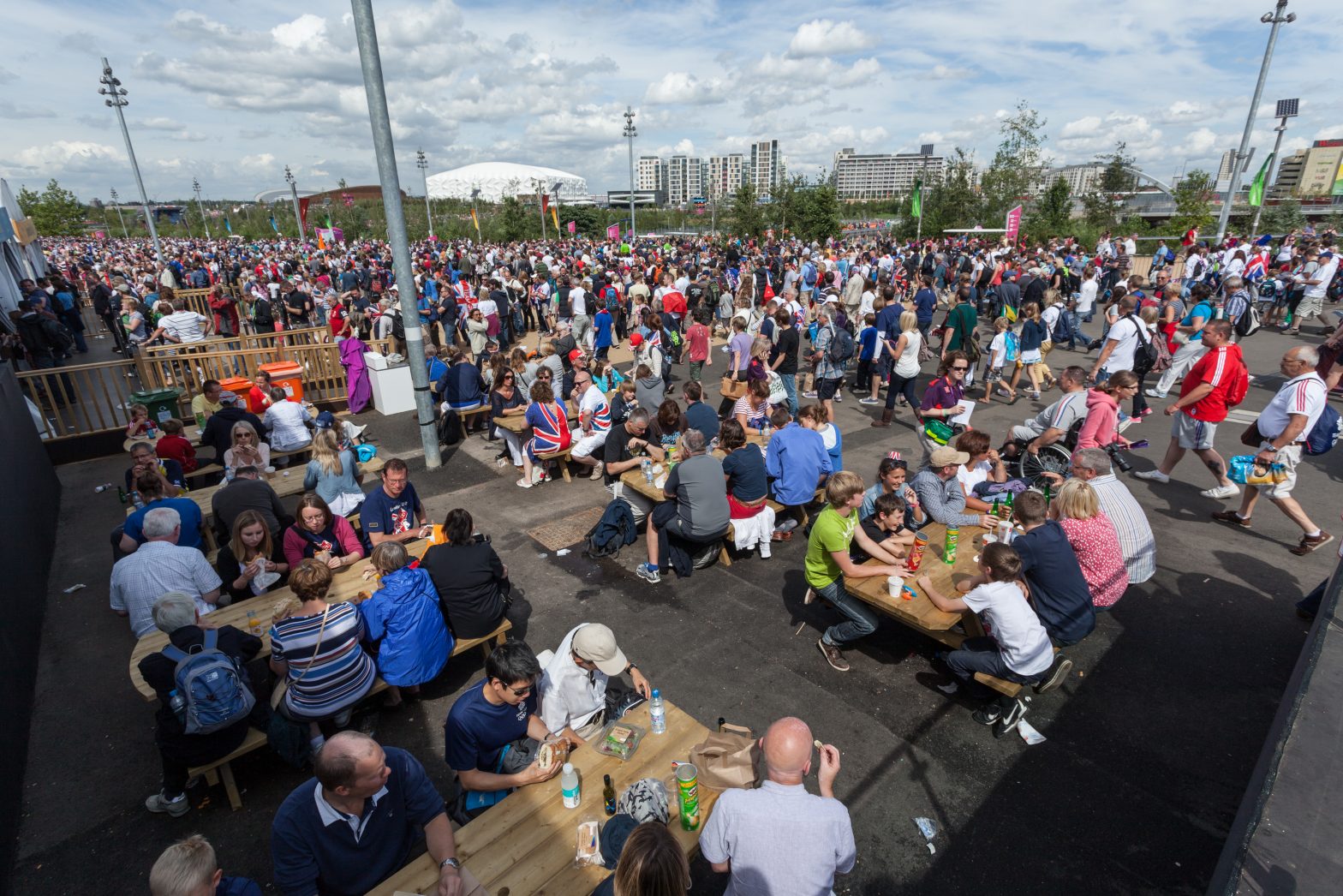 Crowds at the Olympic Park London 2012 Olympics 0262 - Duncan.co