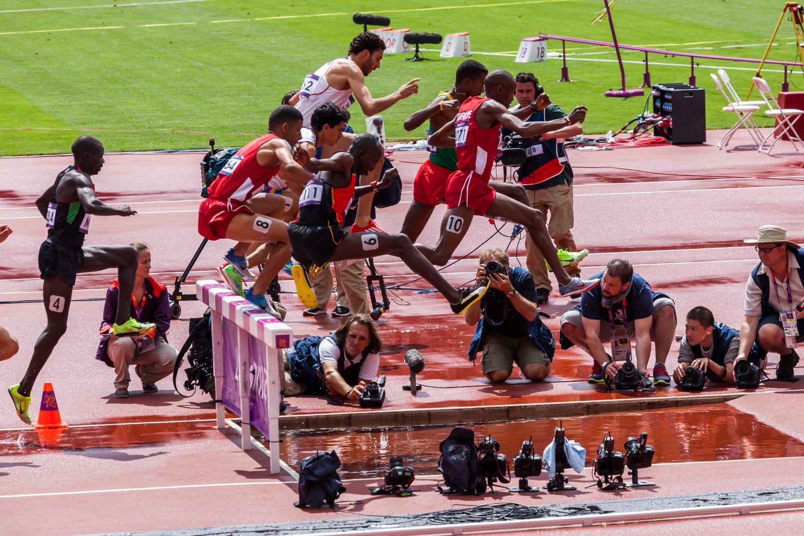 Olympics Photographers Steeplechase Water Jump London 2012 Olympics ...
