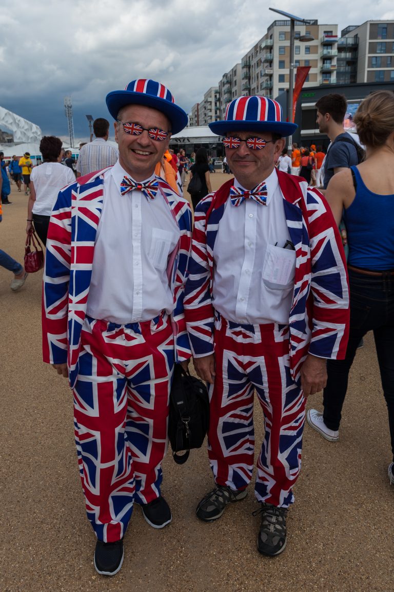 Matching British Flag Outfits London 2012 Olympics 0302 - Duncan.co