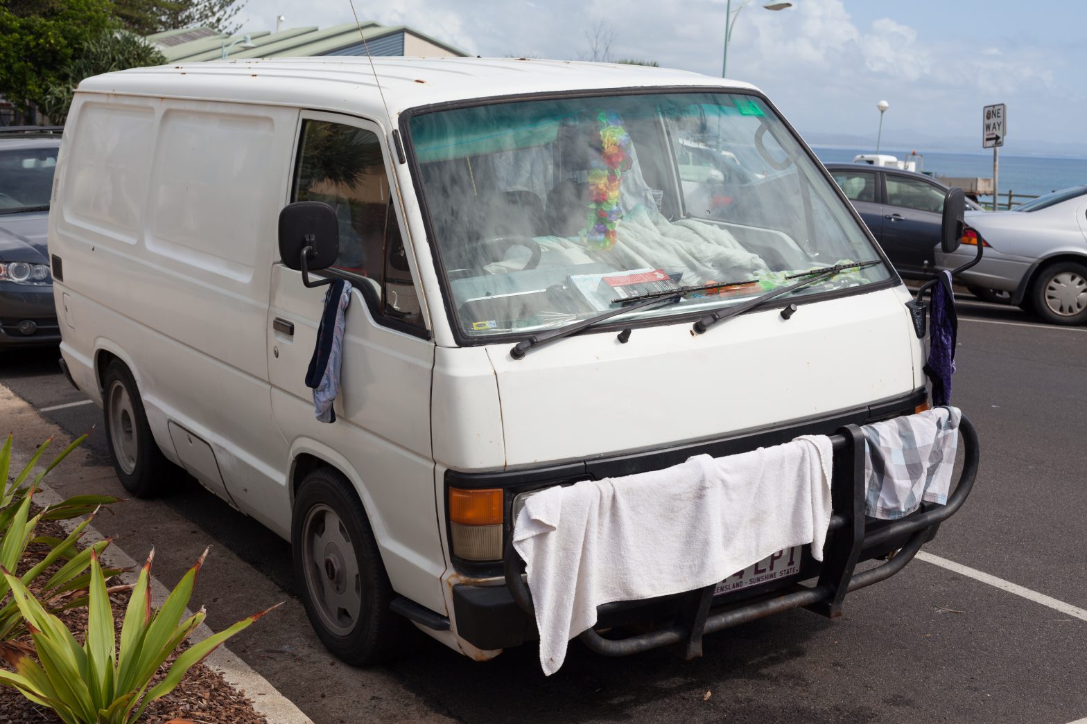 Backpacker Vans Byron Bay Australia - Duncan.co