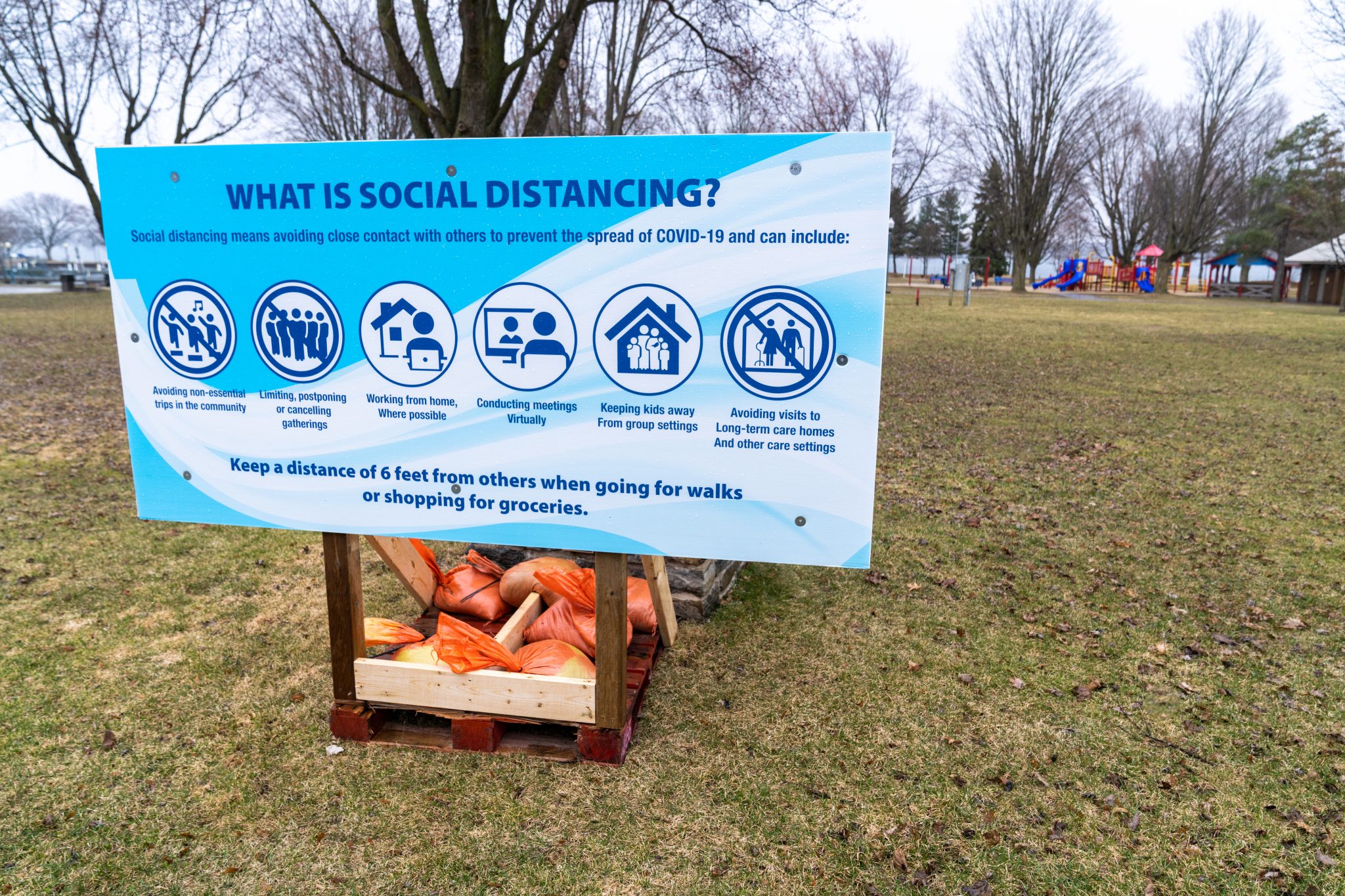 What is Social Distancing? - Duncan.co
