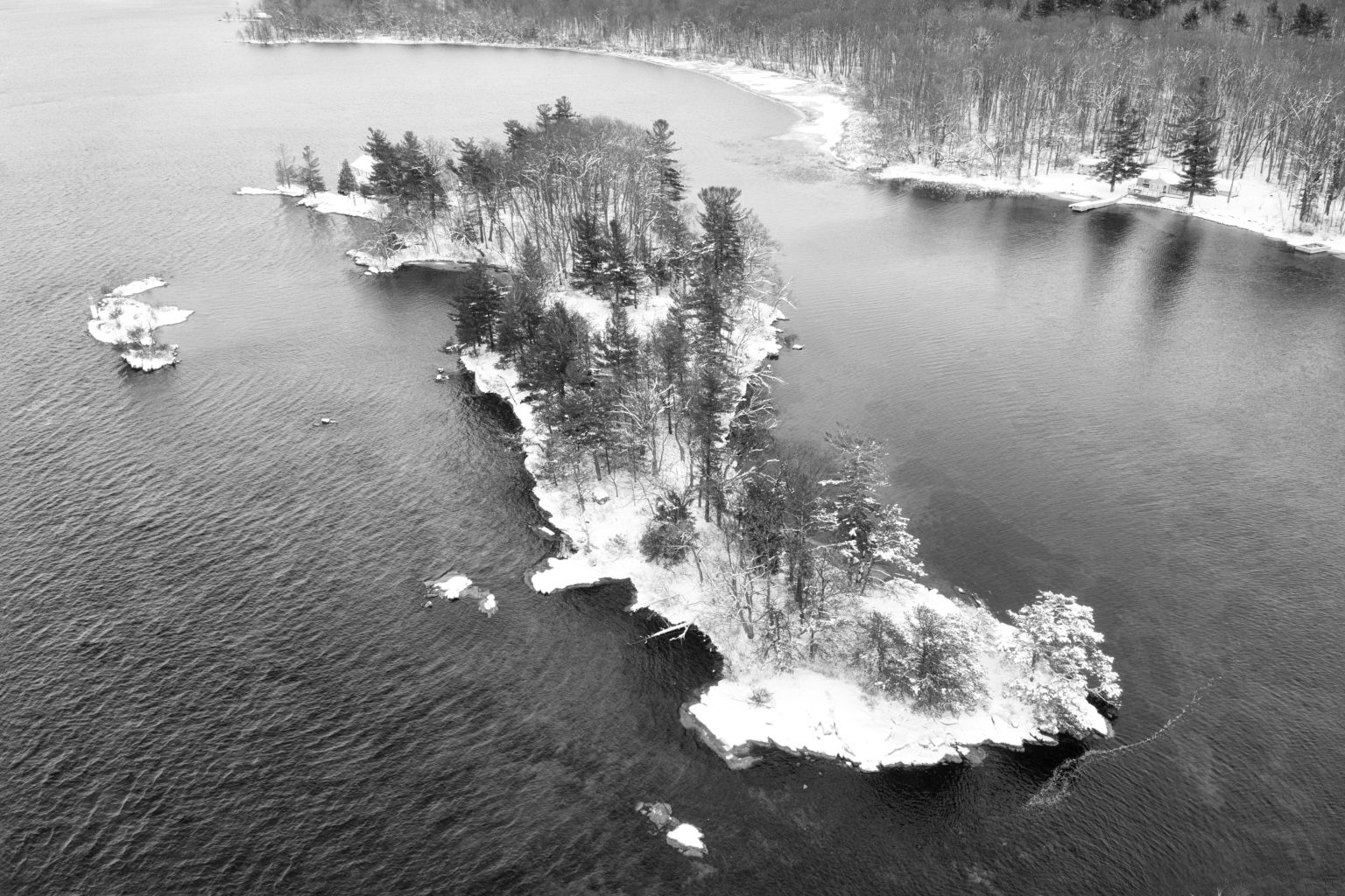 Small Island and Shoreline in the Snow - Duncan.co